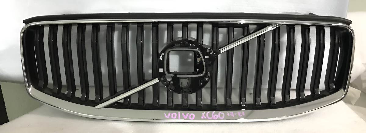 Volvo Xc60 2021 Al 2023 Parrilla Frontal
