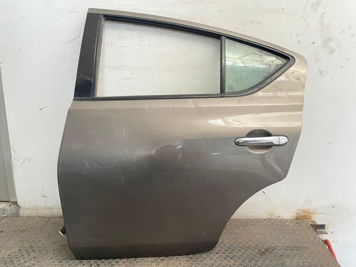 Nissan Versa 2012 A 2019 Puerta Trasera Izquierda