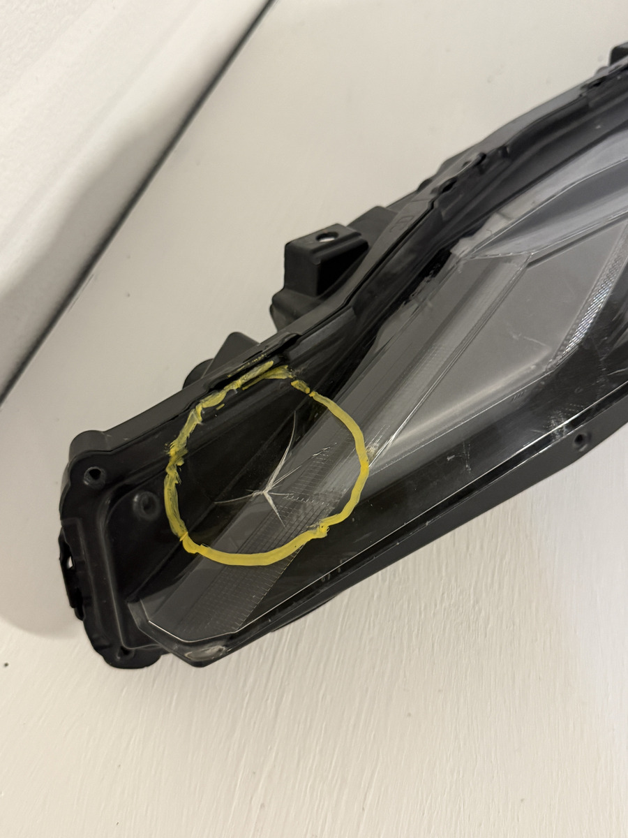 Faro Izquierdo Mitsubishi Xpander 2024