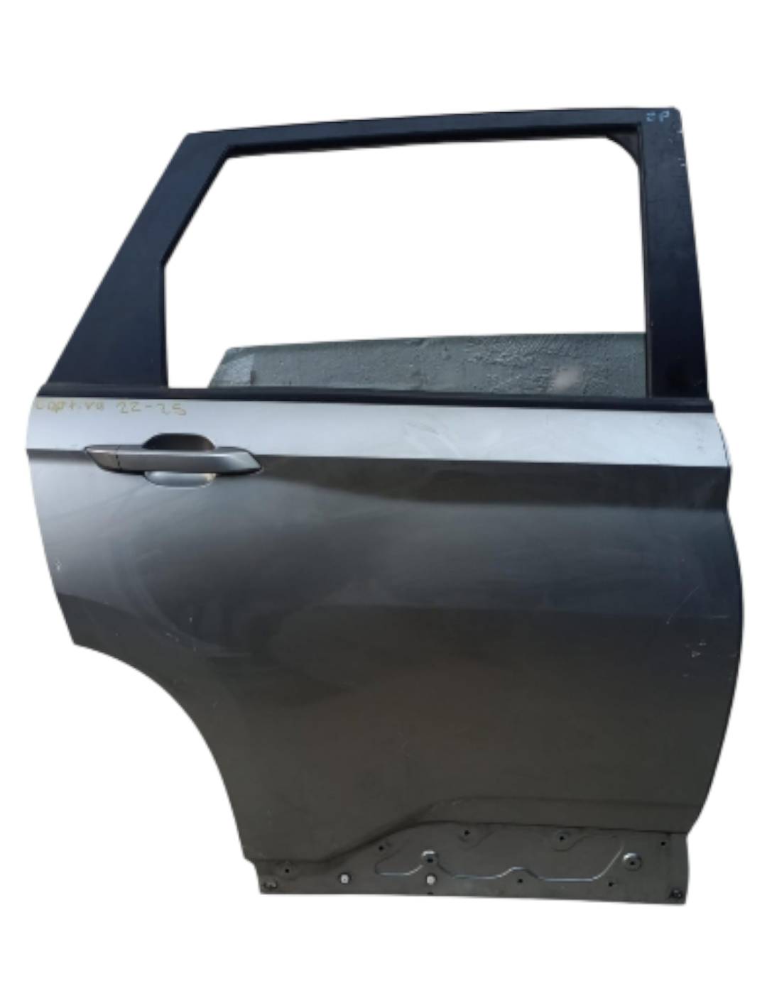 Chevrolet Captiva 2022 - 2025 Puerta Trasera Derecho Usado Original