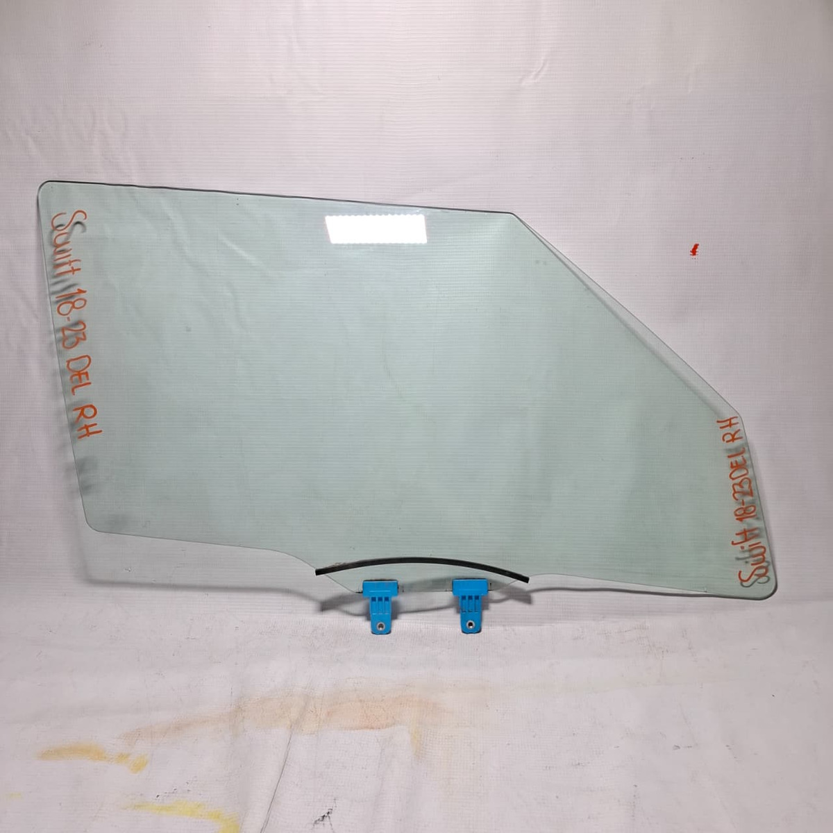 Cristal Suzuki Swift 2018 - 2023 Delantero Derecho
