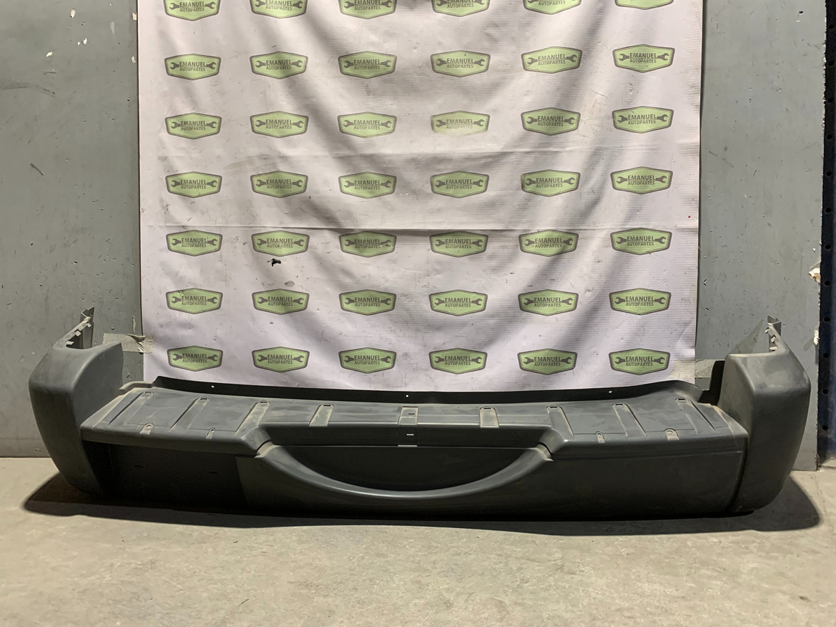Fascia Trasera Jeep Liberty 2002 - 2006